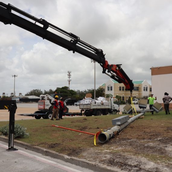 LED Apron Lighting System - Aviation Renewables