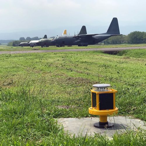 Compact Solar Runway Light - Aviation Renewables